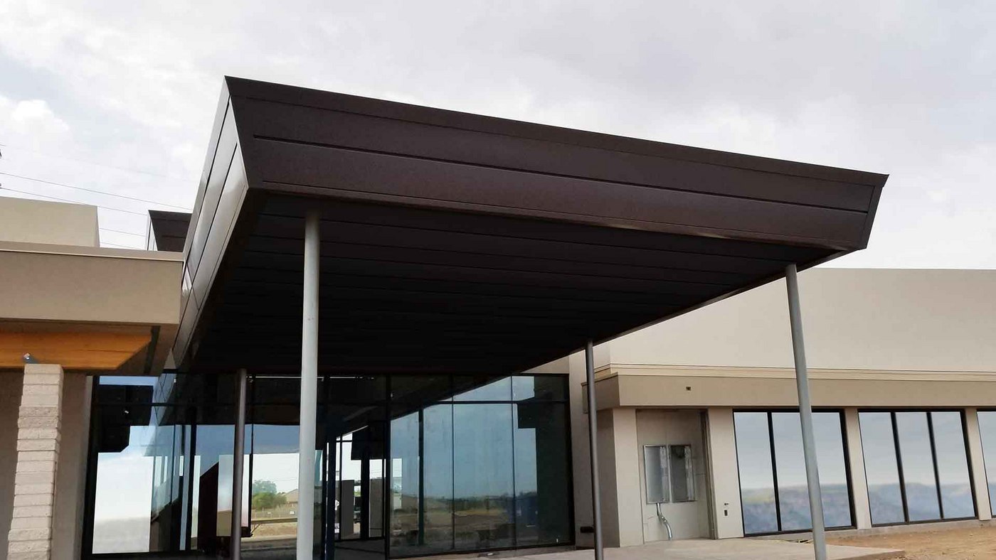 Western Reveal® Metal Wall Cladding With A 1-inch Reveal